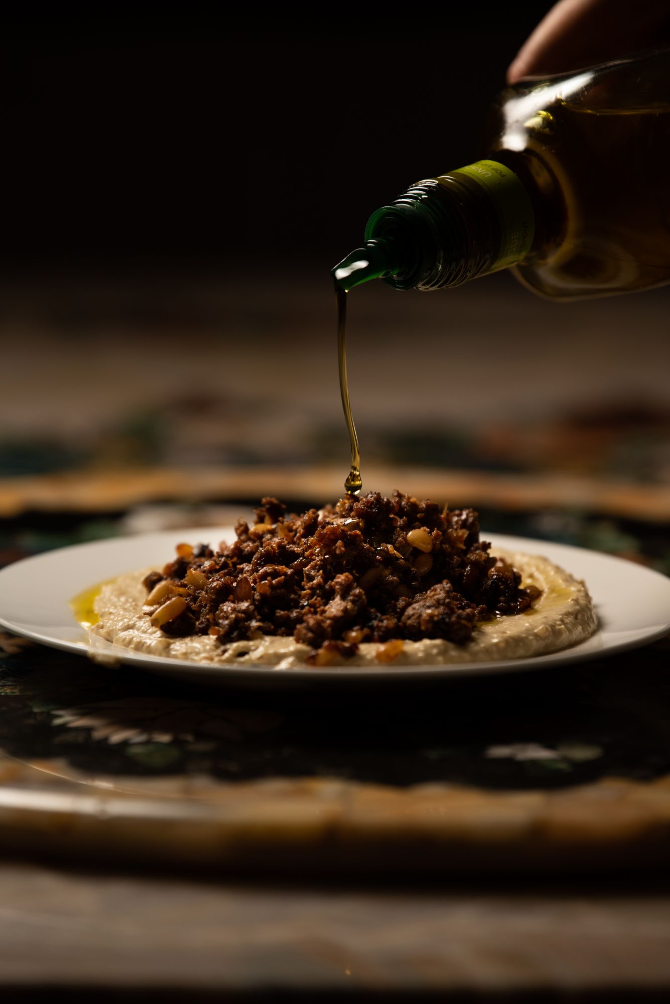 THE BASAAR OF HUMMUS IM BASAAR – Ta'amim