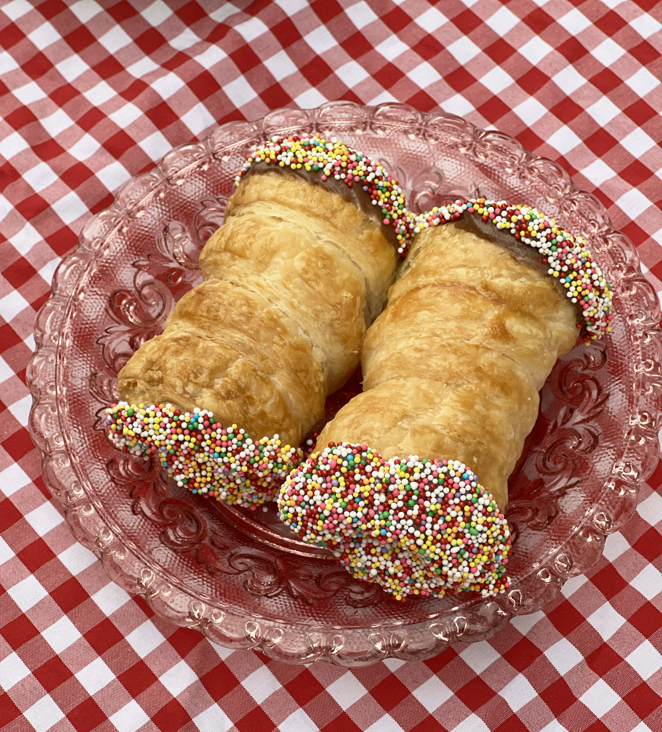 Cheesecake Pastry Torah Scrolls - Ta'amim